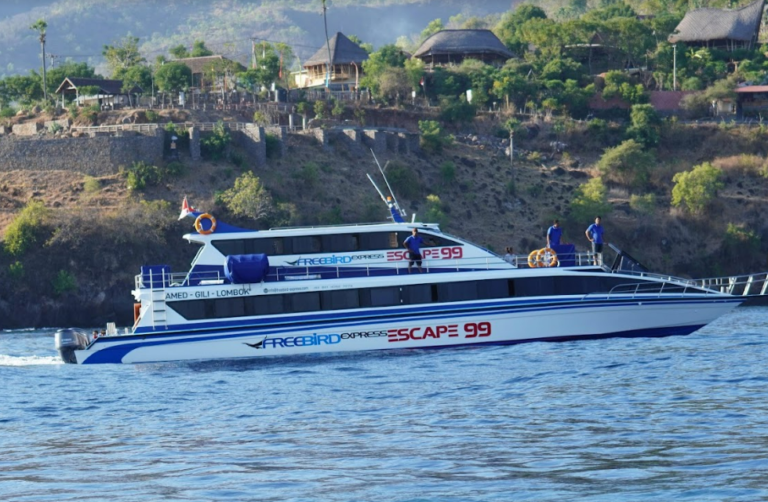 Fast Boat Amed To Gili Trawangan, Gili Air and Lombok ...